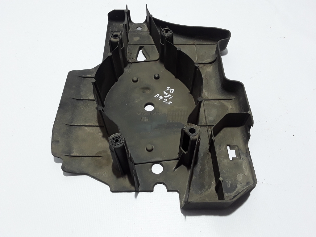 Used VOLVO XC40 Protection under the bottom 32226466