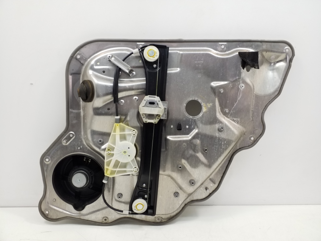 Naudotas Mercedes Benz S-Class Galinių šoninių durų stiklo pakėlikas ir ...