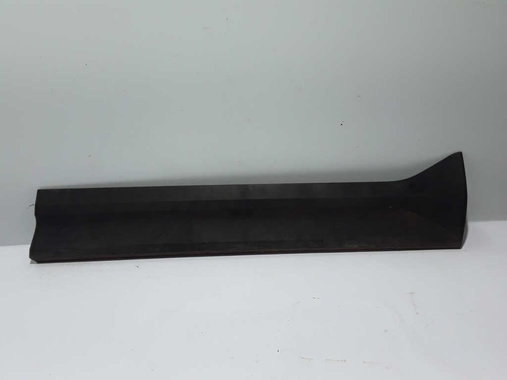 Used VOLVO XC40 Front door strip 31448317