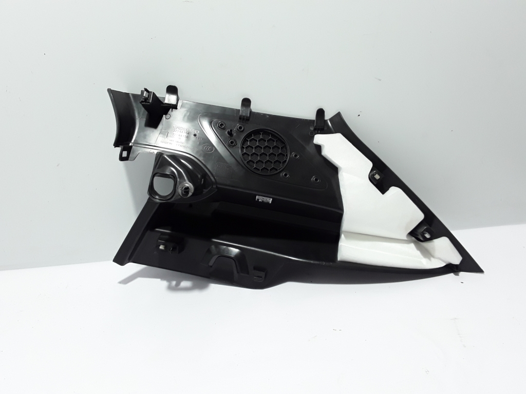 Naudotas VOLVO XC40 Bagažinės vidaus apdaila 32244154