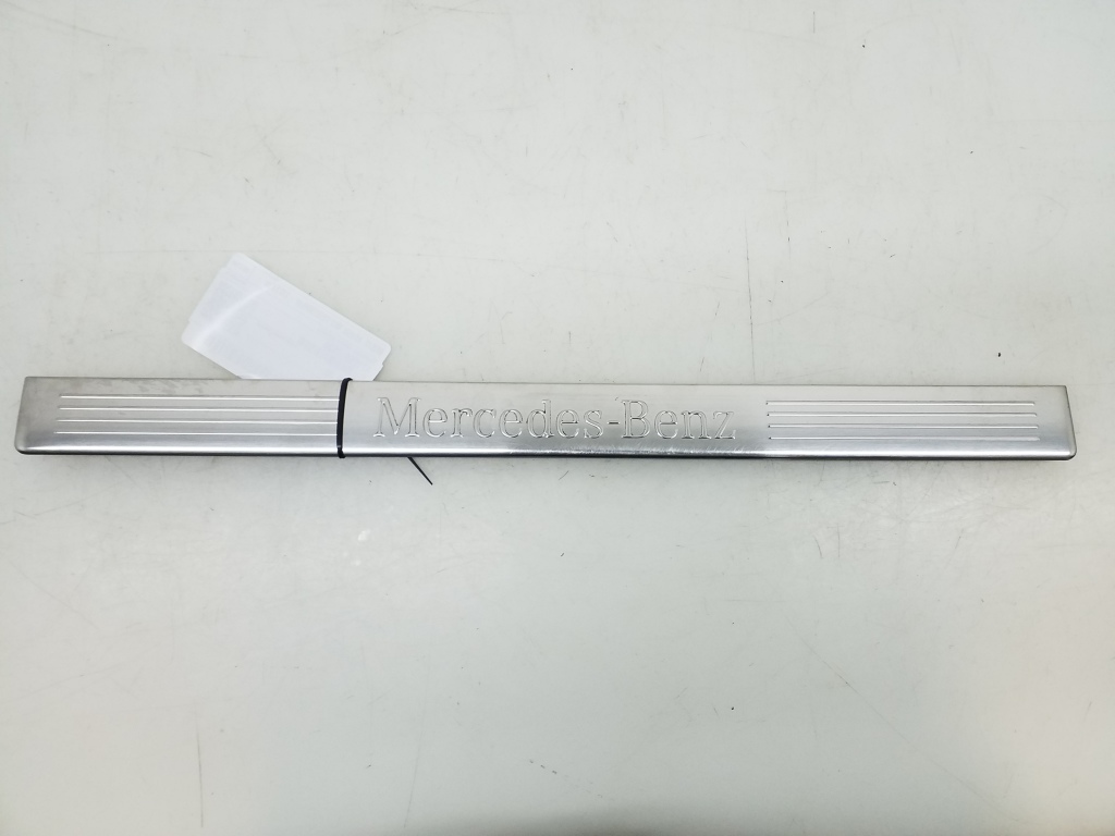 Used Mercedes Benz E-Class Inner threshold trim A2126860936
