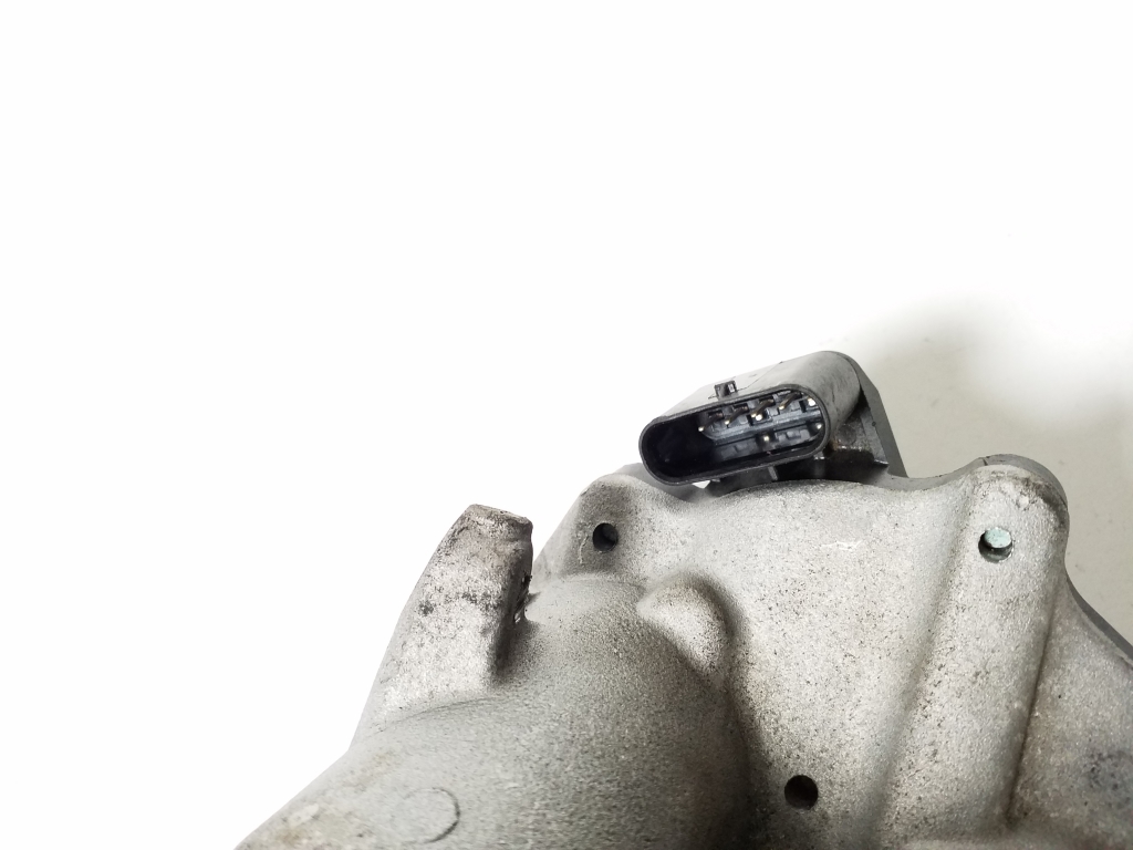 Used Mercedes Benz E-Class EGR valve A6511400660