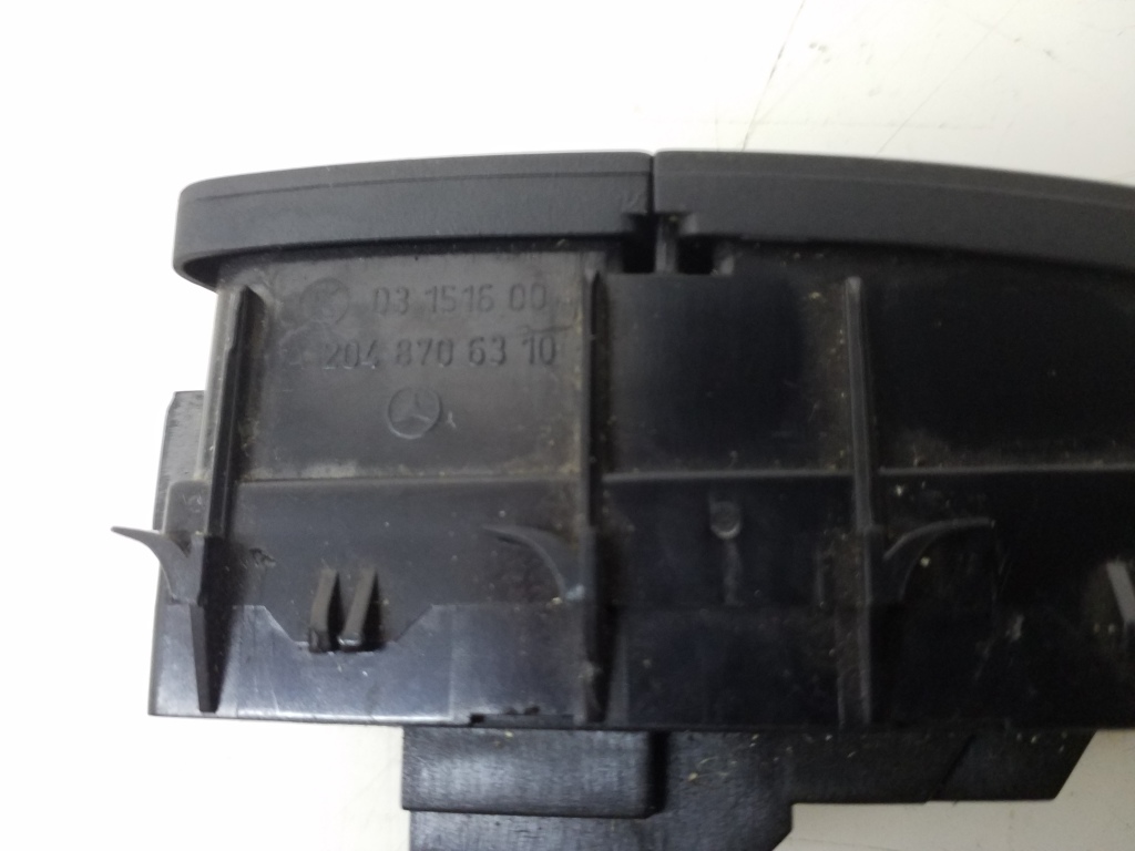 Used Mercedes Benz E-Class Door lock unlock switch A2048706310
