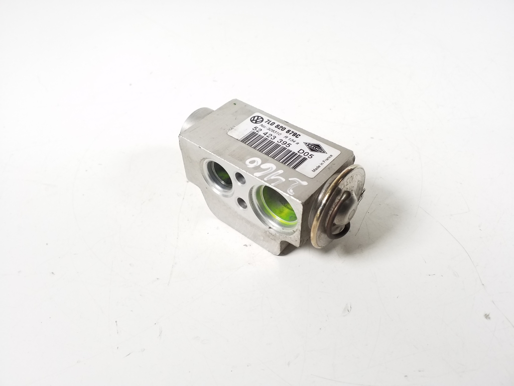 Used AUDI Q7 Air conditioner hose valve 7L0820679C