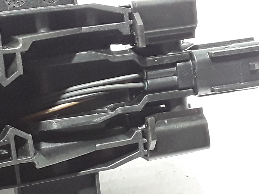 Used VOLVO XC90 Rear side door opening handle outer and its details