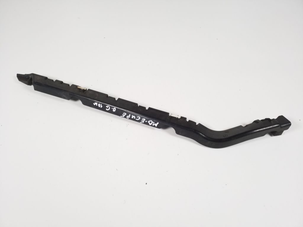 Used Mercedes Benz E-Class Rear bumper bracket A2078850821