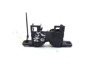 Used Mercedes Benz SLK-Class Engine cover lock A2308800060