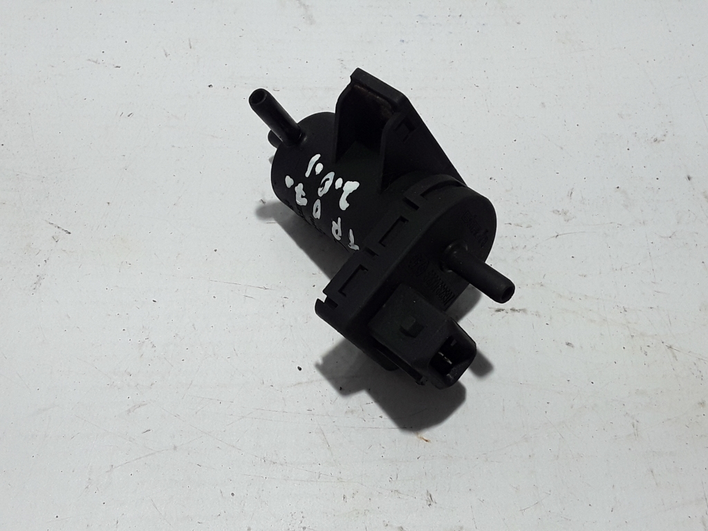 Used RENAULT Trafic Solenoids 8200762597
