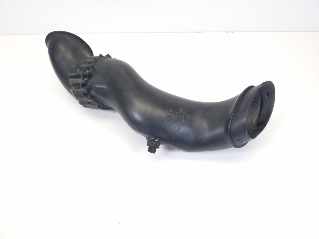 Used Volkswagen Touareg Intestine 7P6129609A