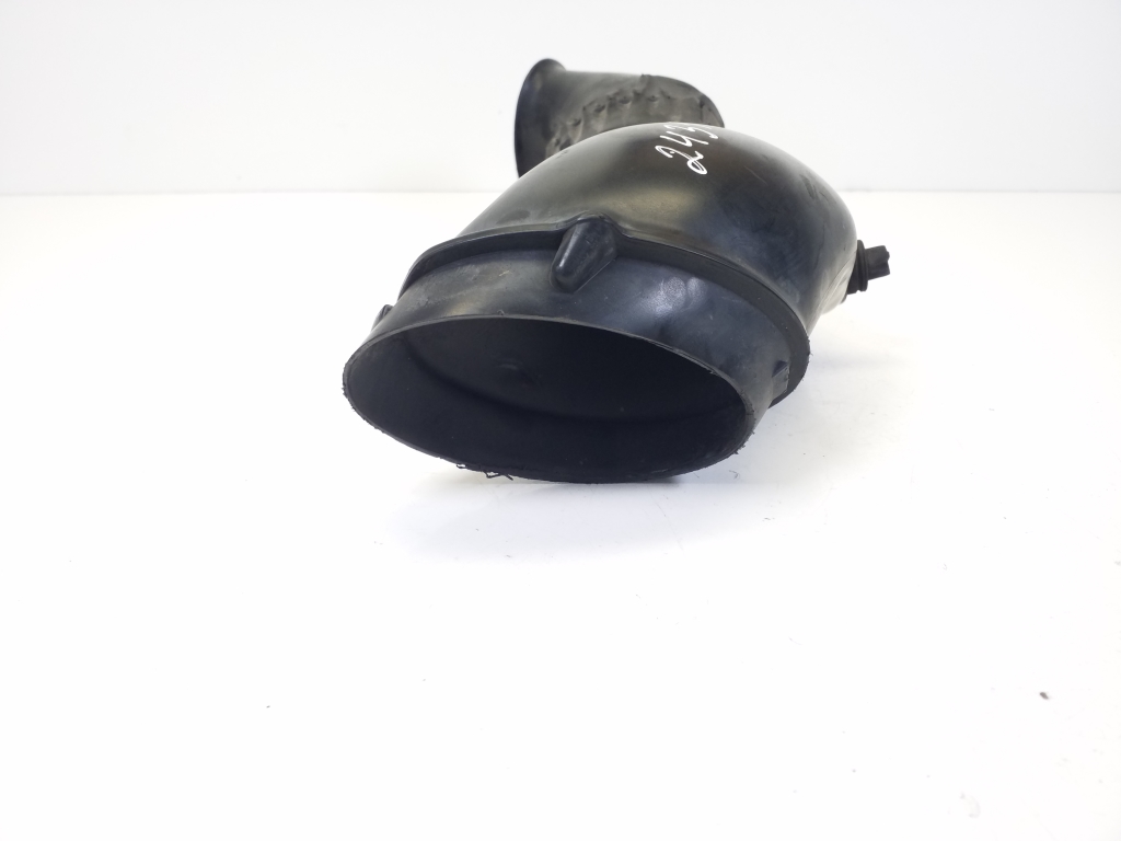 Used Volkswagen Touareg Intestine 7P6129609A