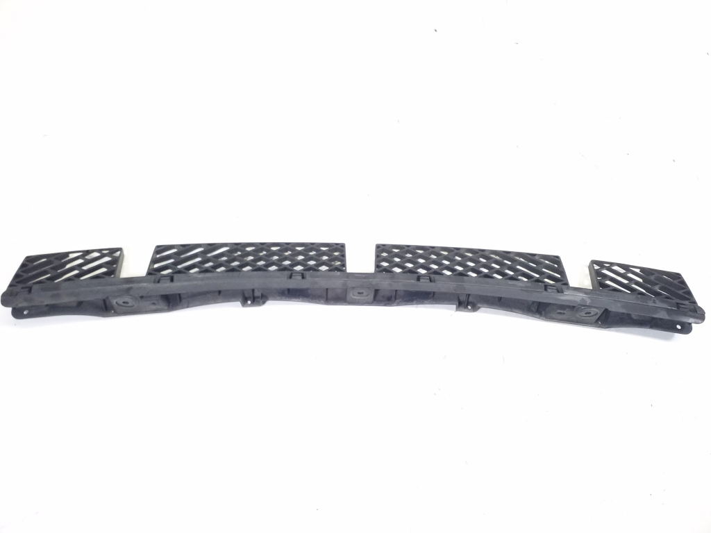 Naudotas Volkswagen Touareg Galinio bamperio laikiklis ant galinės ...