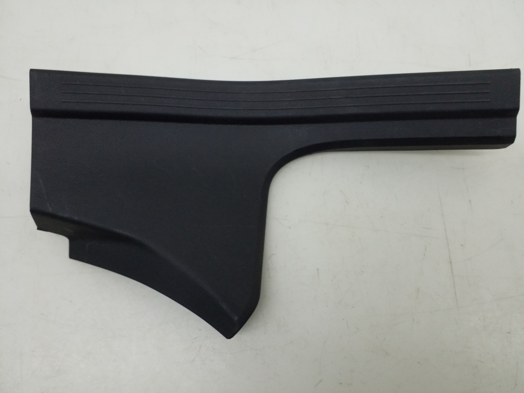 Used Mercedes Benz E-Class Inner threshold trim A2126860536