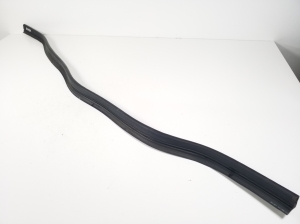 Used Mercedes Benz S-Class Sealing rubber under the hood A2216280598