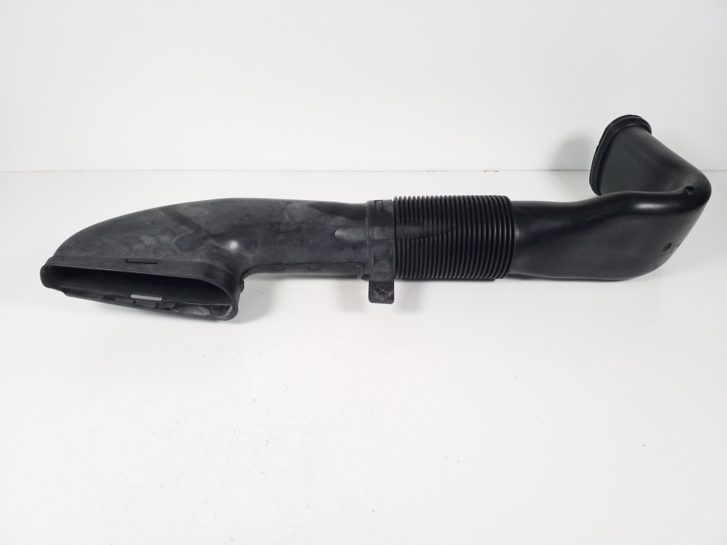 Used Mercedes Benz E-Class Air intake hose A6510903437