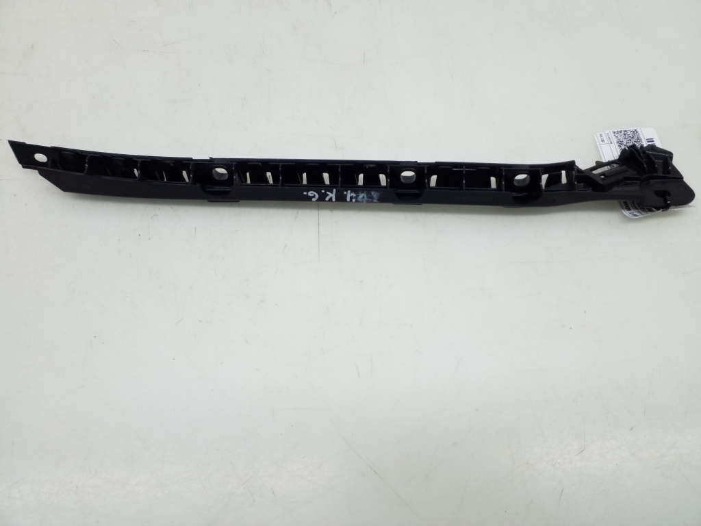 Used Mercedes Benz E-Class Rear bumper bracket A2128800130