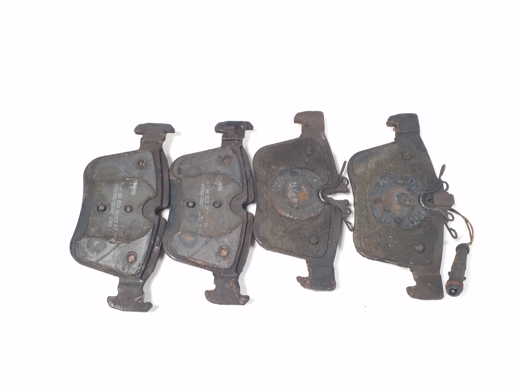 Used Mercedes Benz C-Class Rear brake pads A0004208200