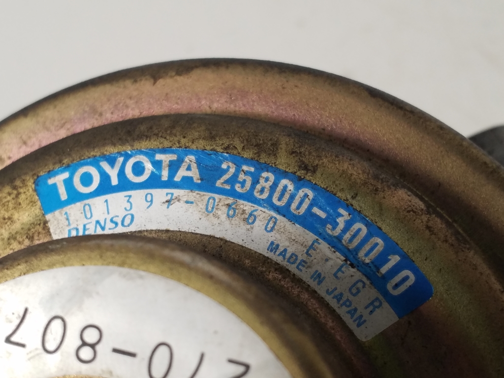 Used TOYOTA Land Cruiser EGR valve 2580030010