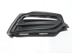 Used VOLVO V60 Front bumper lower grille 31294129