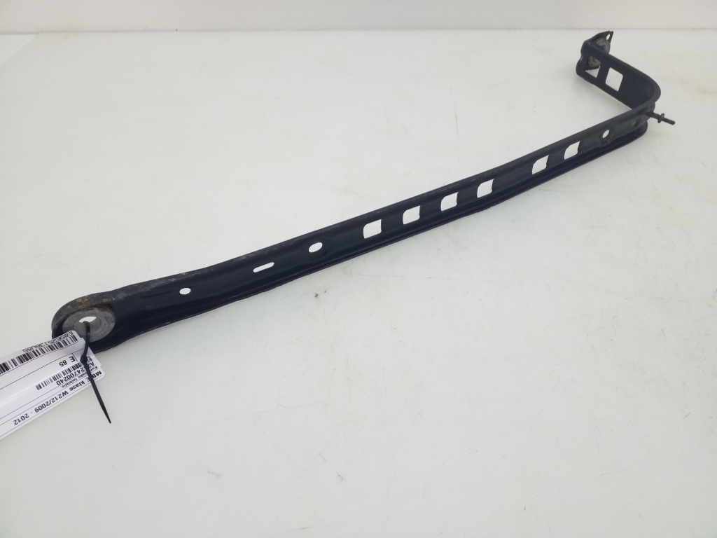 Used Mercedes Benz E-Class Fuel tank holder A2124700240