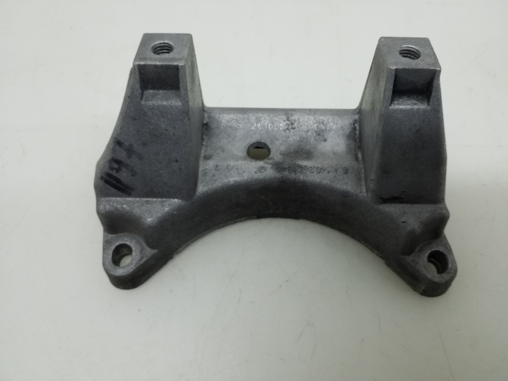 Used Mercedes Benz E-Class Gearbox holder A1402421340