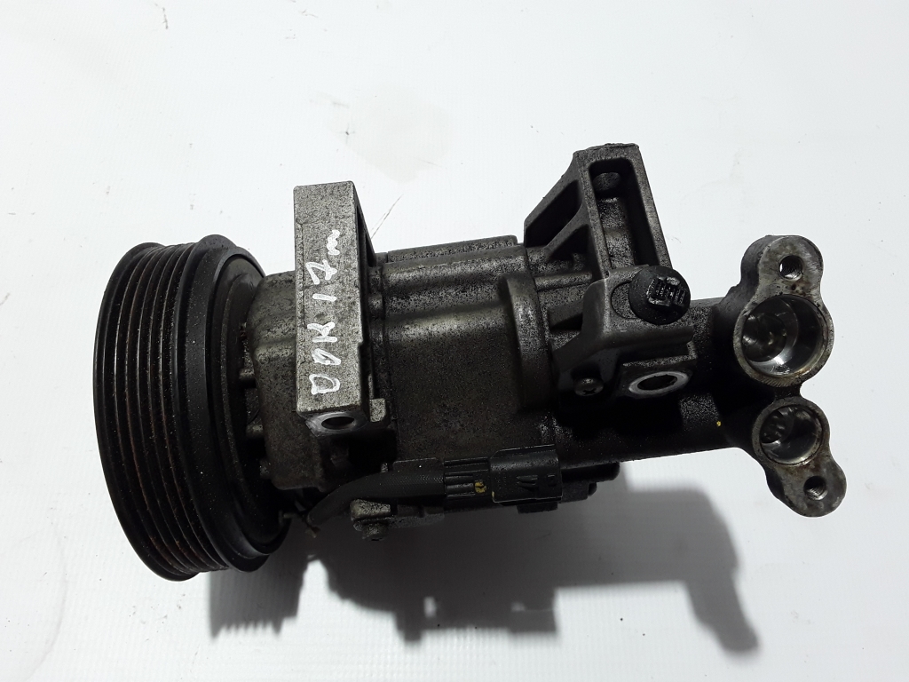 Used Dacia Dokker Air conditioner compressor 926009154R
