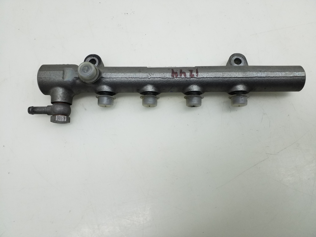 Used Mercedes Benz E-Class High pressure fuel route A6510700495