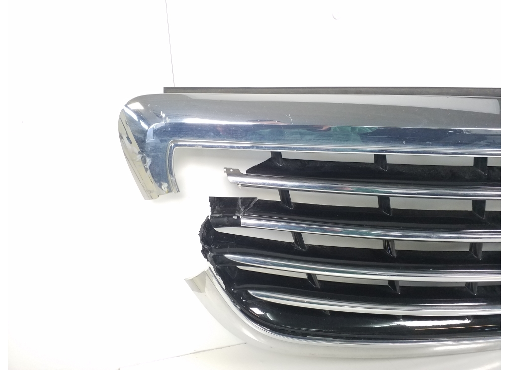 Used Mercedes Benz S-Class Front grille A2228800083