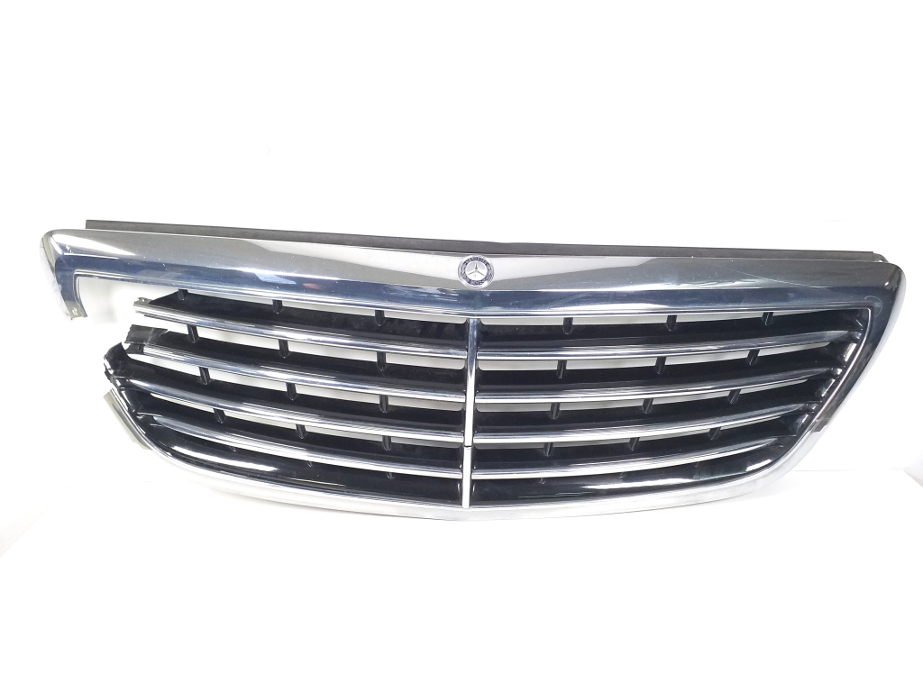 Used Mercedes Benz S-Class Front grille A2228800083