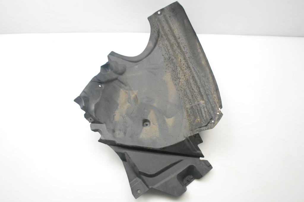 Used Mercedes Benz E-Class Rear part of the front fender