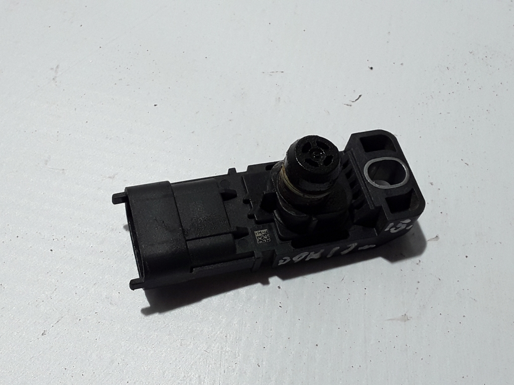 Used Dacia Dokker The sensor is different 223653394R