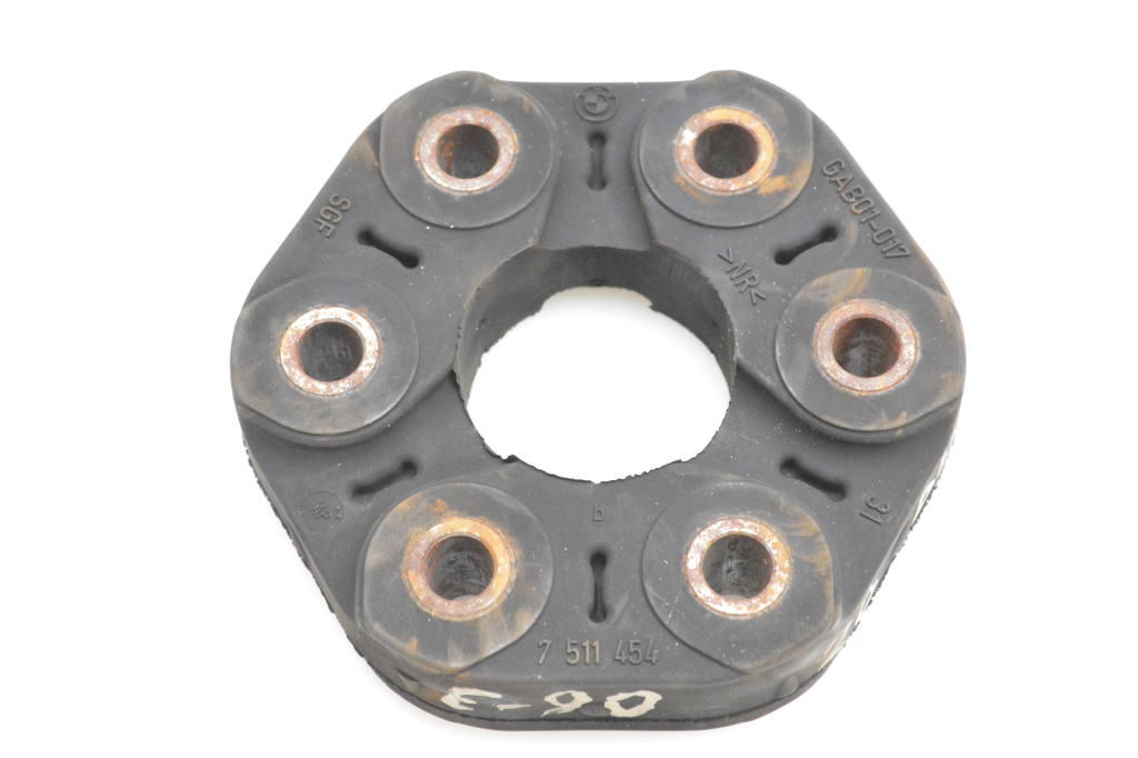 Used BMW 3 SERIES Cardan shaft rubber connection 7511454