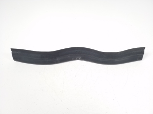 Used Mercedes Benz E-Class Sealing rubber under the hood A2046280798