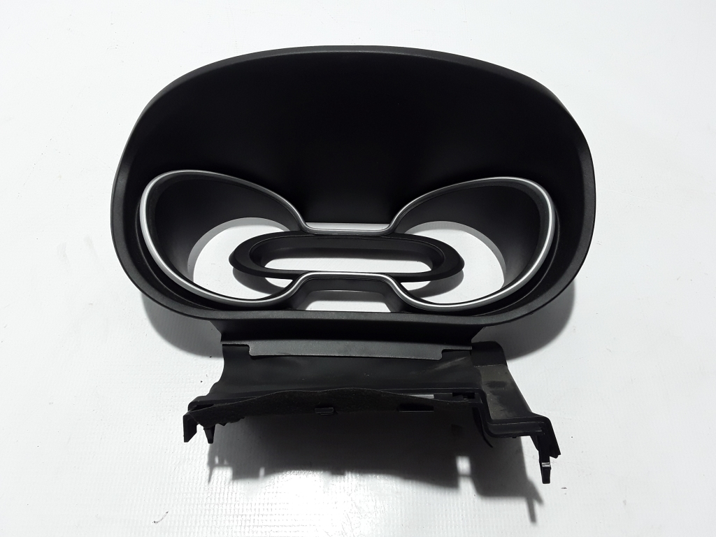 Naudotas Opel Vivaro Prietaisų skydelio apdaila 681010993R