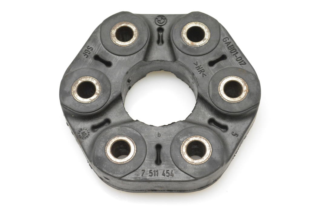 Naudotas BMW 3 SERIES Kardano guminė jungtis 7511454