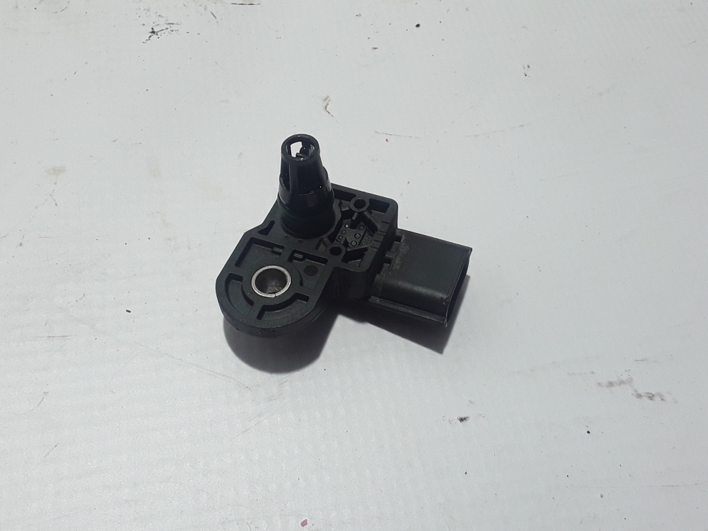 Used Opel Vivaro Air pressure sensor 223659800R