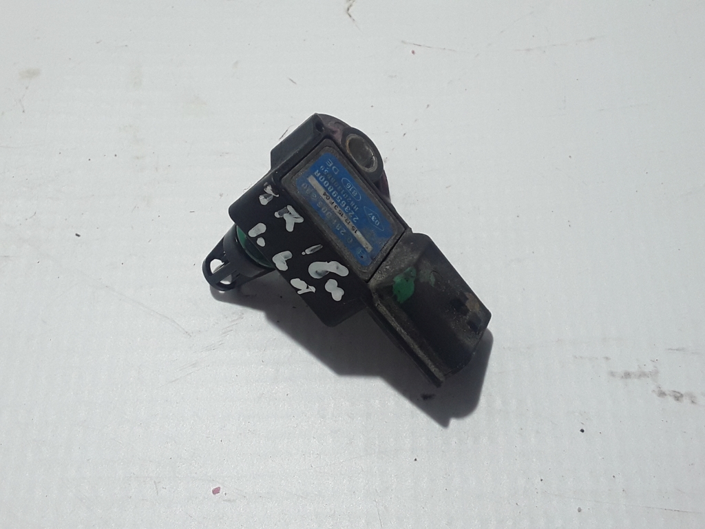 Used Opel Vivaro Air pressure sensor 223659800R