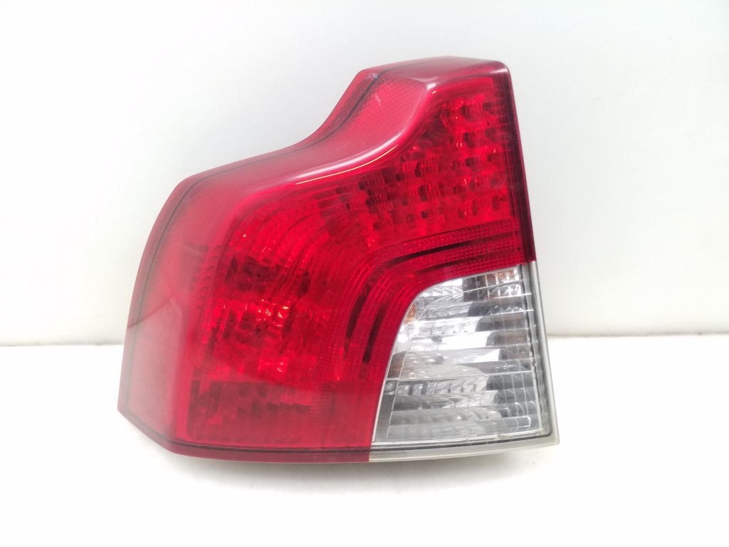 Used VOLVO S40 Rear corner lamp 30744537