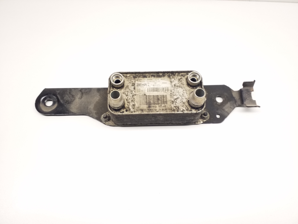 Used Mercedes Benz E-Class Oil cooler A0995001100