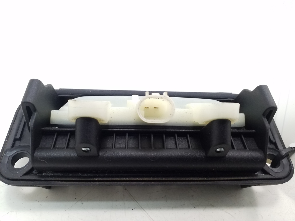 Used Mercedes Benz C-Class Outer boot handle A2218702410