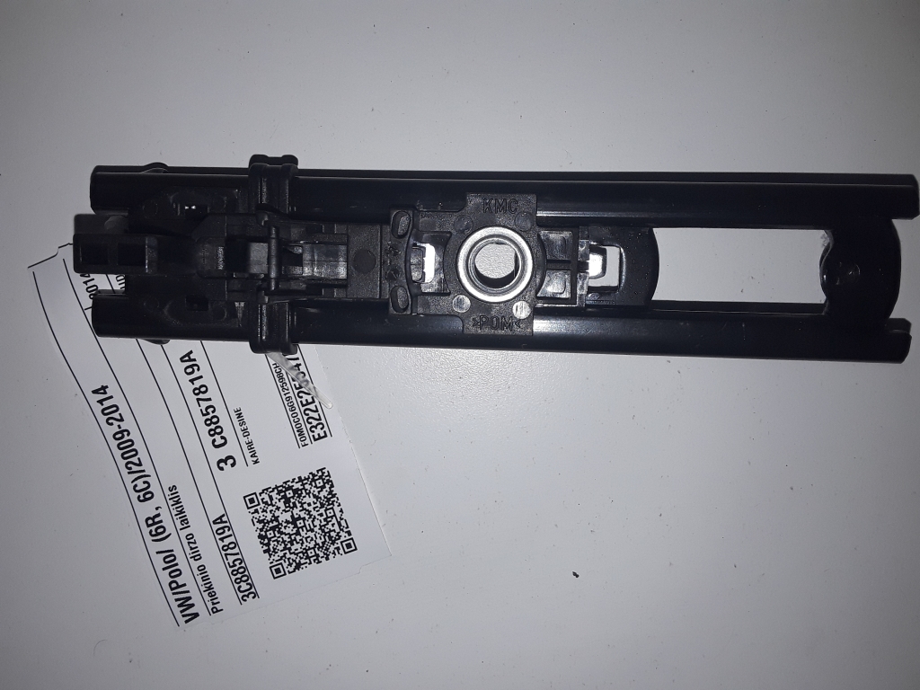 Used Volkswagen Polo Front seat belt holder 3C8857819A