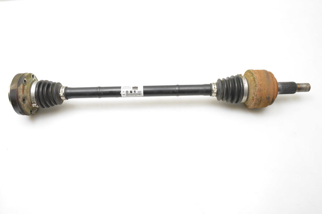 Used AUDI Q7 Rear axle and its details 7L8501201