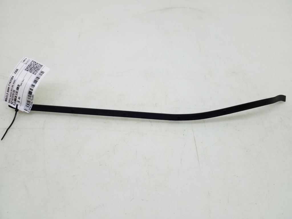 Naudotas Mercedes Benz CLS-Class Galinių šoninių durų kita detalė ...