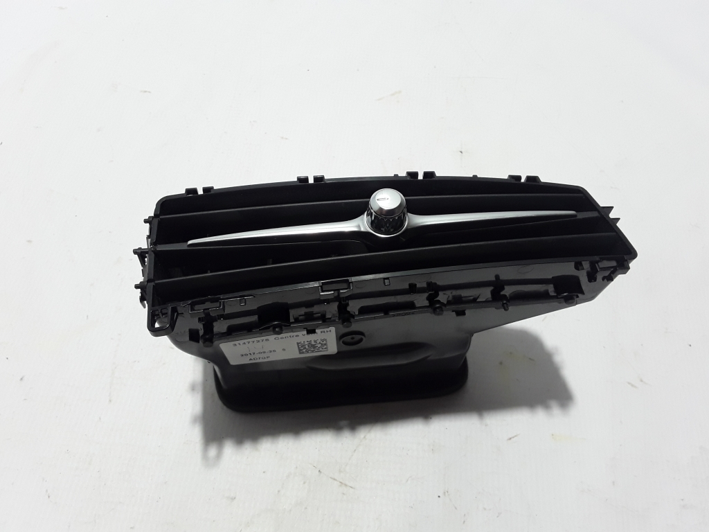 Naudotas VOLVO XC60 Salono panelės ventiliacinės grotelės 31477275