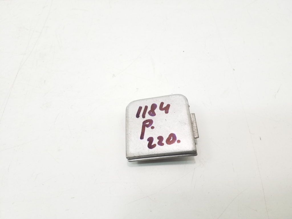 Used Mercedes Benz S-Class Front bumper hook cover A2208850323