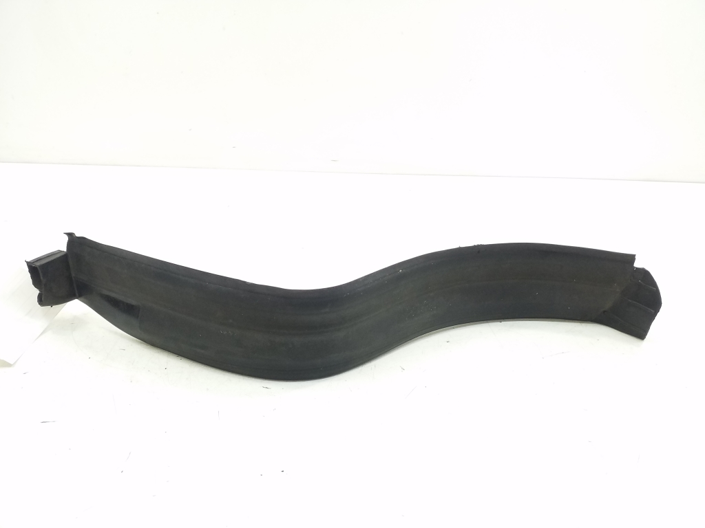 Used Mercedes Benz GLK-Class Sealing rubber under the hood A2046200196