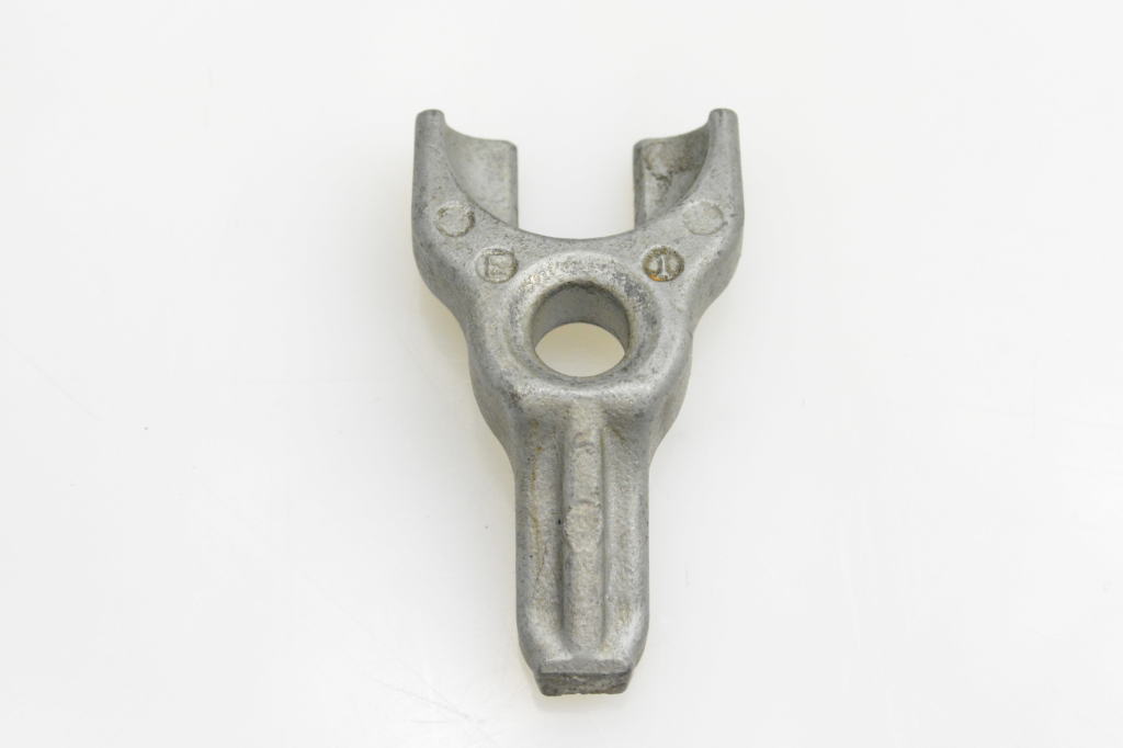 Used BMW 3 SERIES Fuel injector holder 13 53 7 797 881