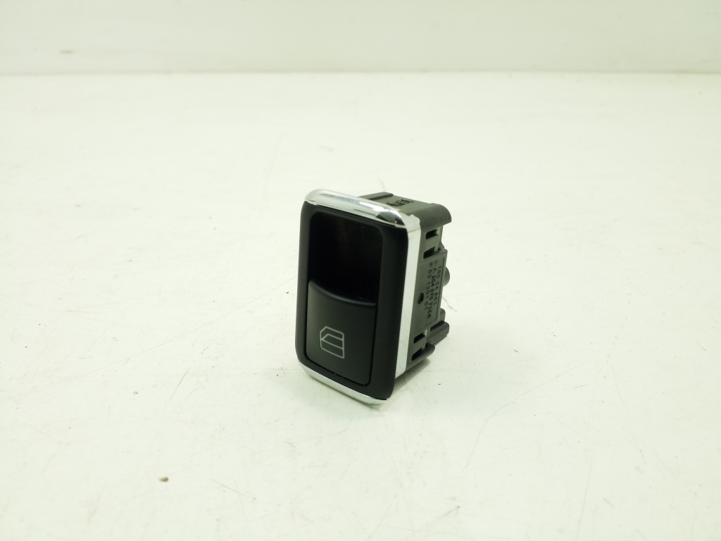 Used Mercedes Benz GLK-Class Front door glass switch A2048707358