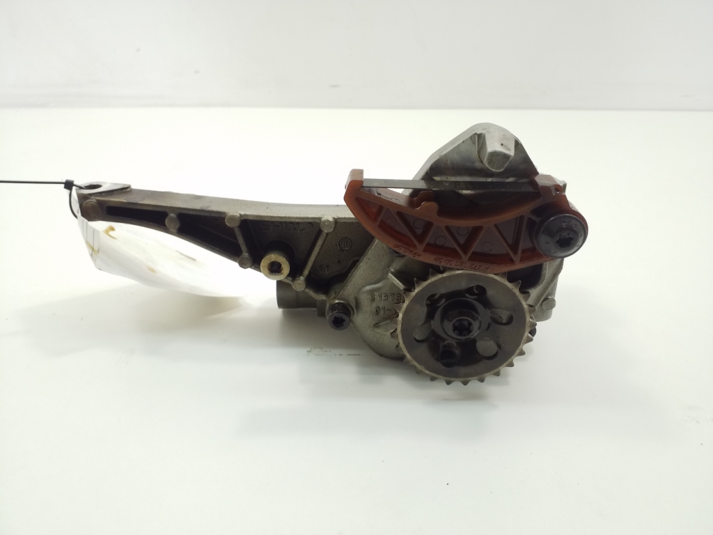 Used Mercedes Benz SLK-Class Oil pump A2721800501