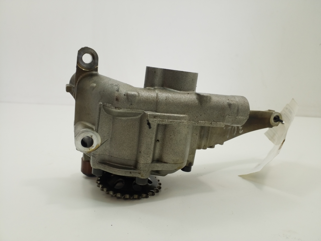 Used Mercedes Benz SLK-Class Oil pump A2721800501