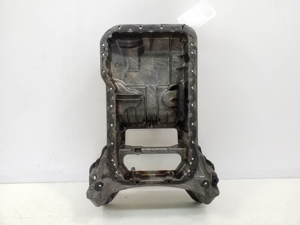 Used Mercedes Benz E-Class Engine bottom A2720140802